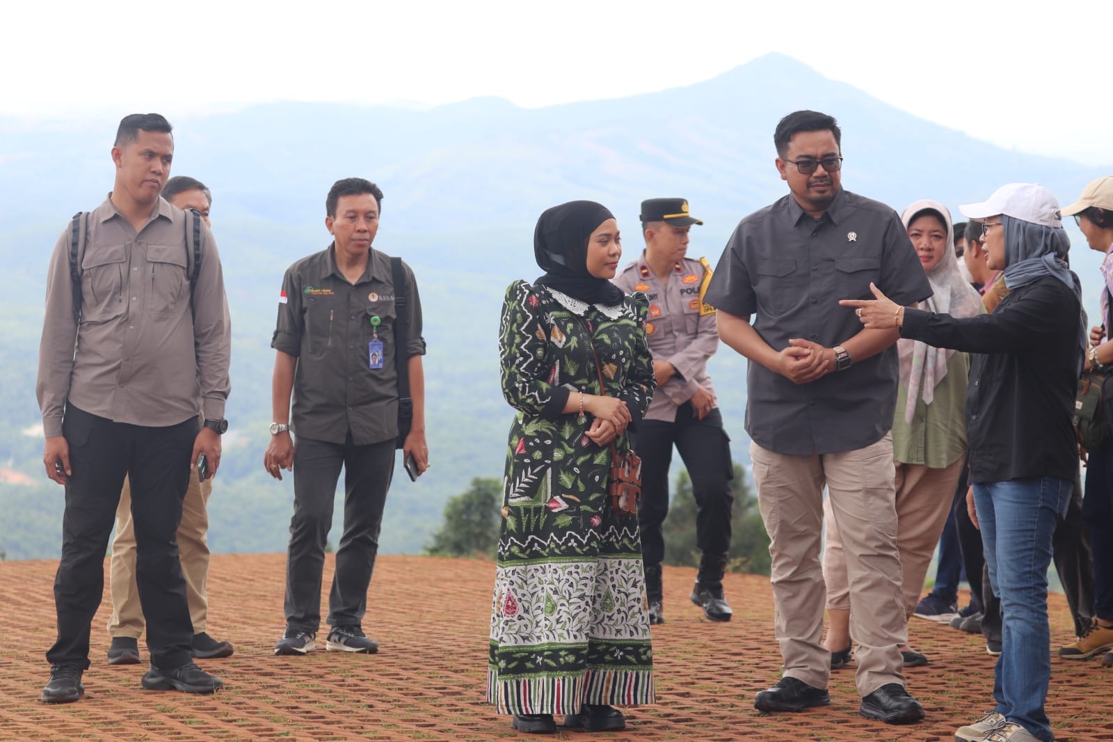 Wakil Menteri Kehutanan RI: Tahura Sultan Adam Berpotensi Besar ...