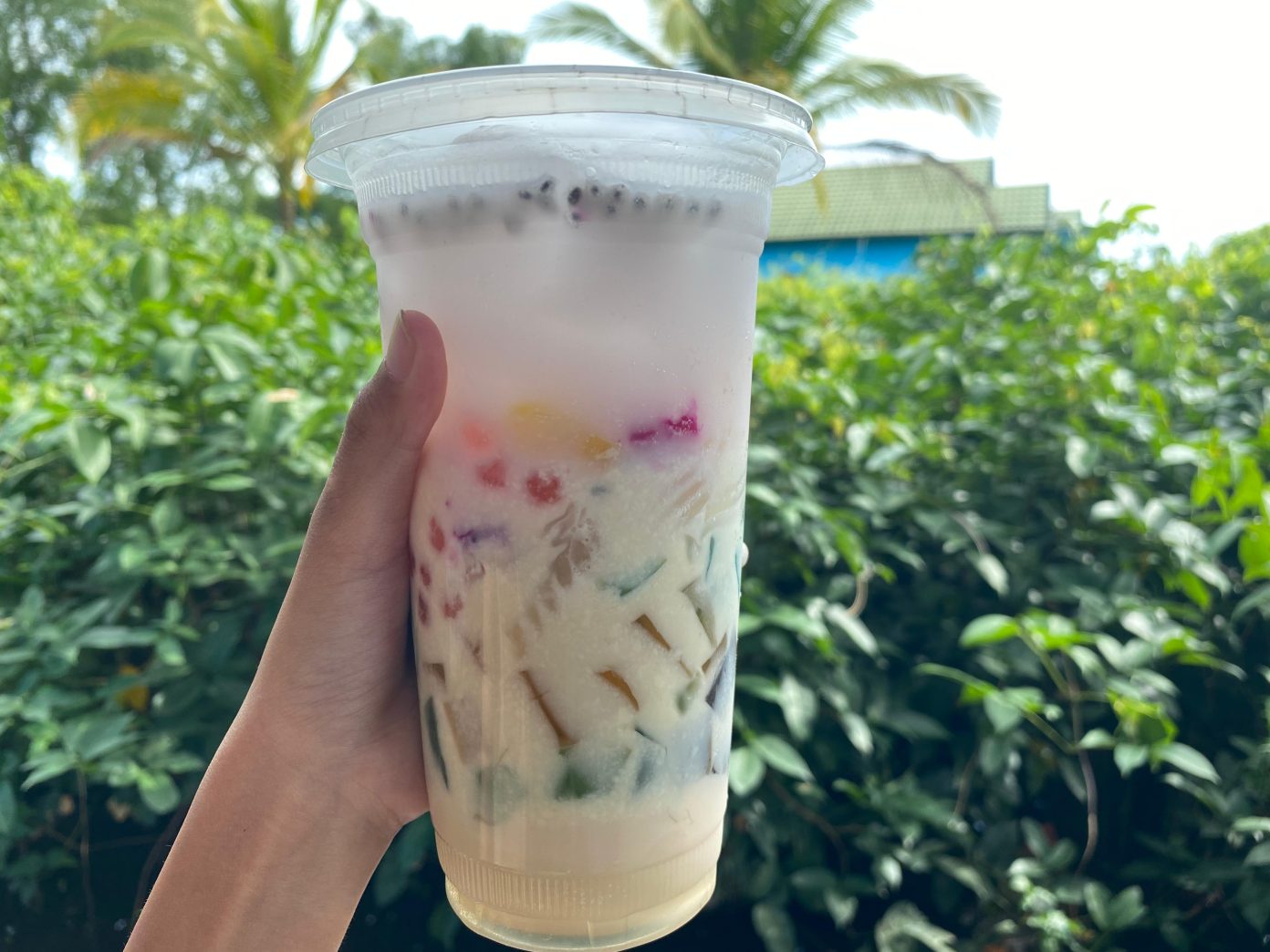 Viral di Banjarmasin, Es Teler Creamy, Minuman Segar untuk Takjil Ramai ...
