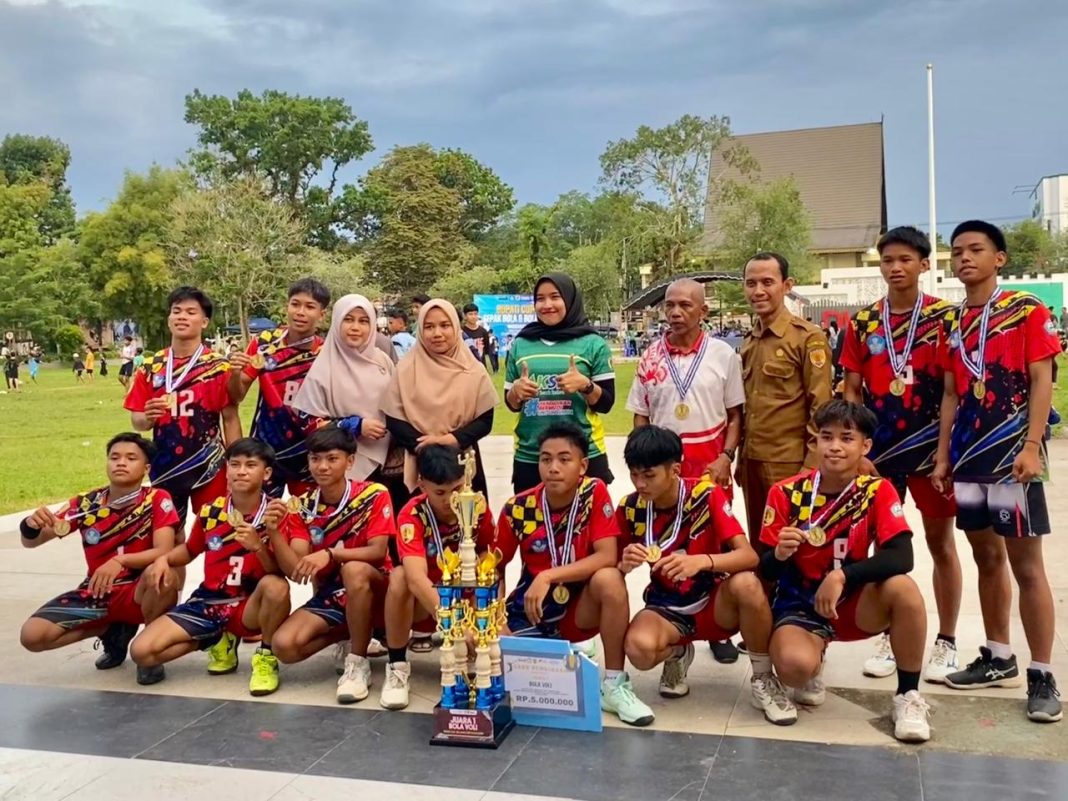 SMPN 25 Satu Atap Juara Voli Enam Kali Berturut-Turut di Bupati HST Cup ...