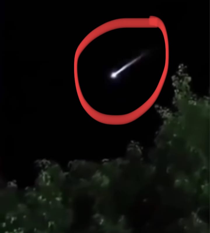 Peneliti BRIN Sebut Meteor Jatuh Picu Kebakaran Hebat di Cirebon ...