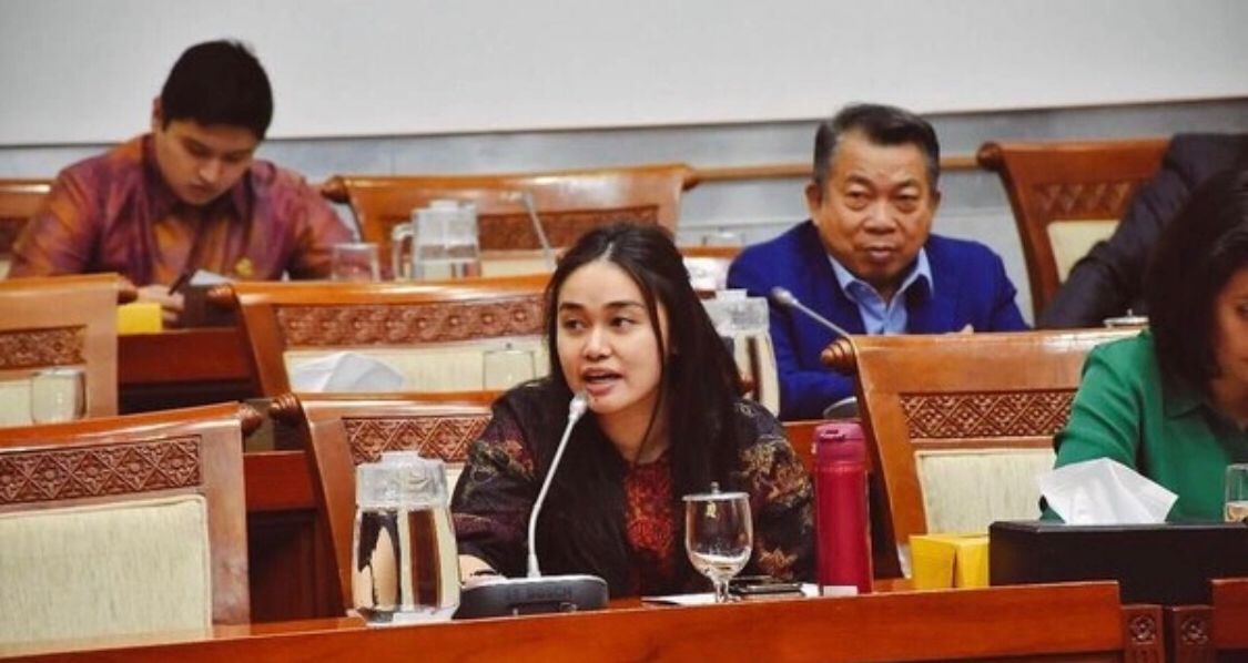 Bonnie Blue Lecehkan Merah Putih, Farah Puteri Nahlia Usul Blokir Masuk ...