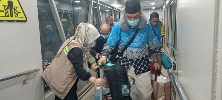 Kemenhaj Kalsel Laporkan 2.510 Jemaah Haji 2026 Debarkasi Banjarmasin ...