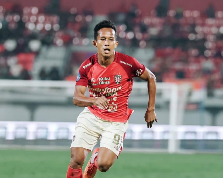 Pemain Senior Eks Bali United M Rahmat Dikaitkan dengan Barito Putera ...
