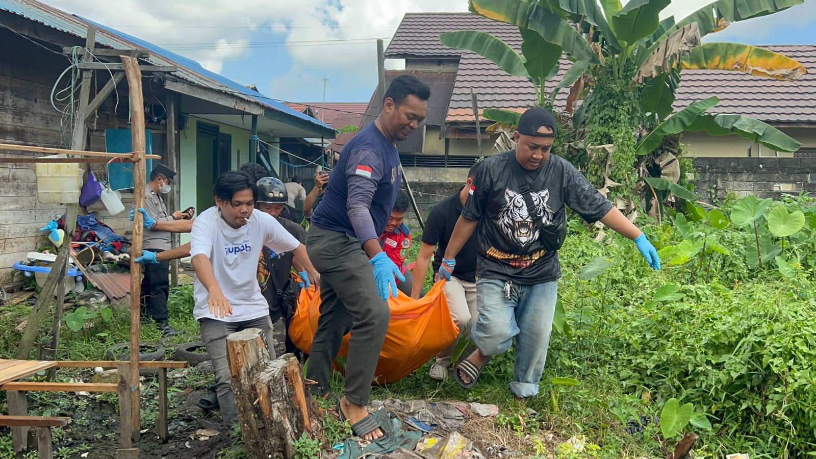 Seorang Pria Ditemukan Tak Bernyawa di Sungai Miai Banjarmasin, Diduga ...